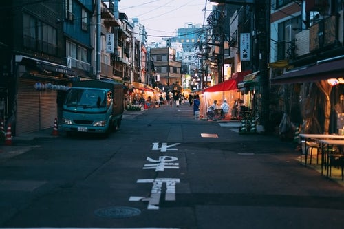 路地裏の道の無料写真素材 Id 1666|ぱくたそ